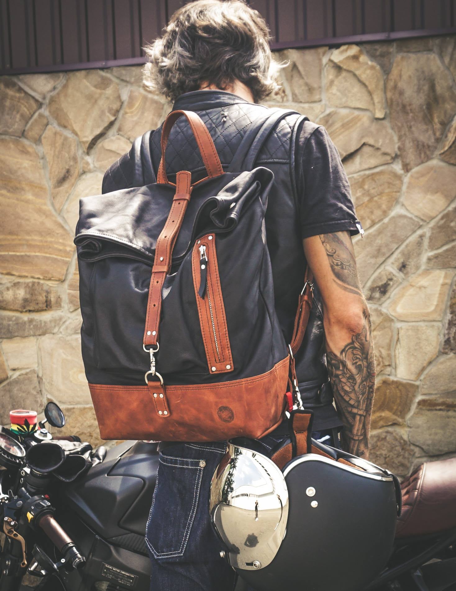 Motorcycle leather backpack, Best leather rucksack for men and women ...